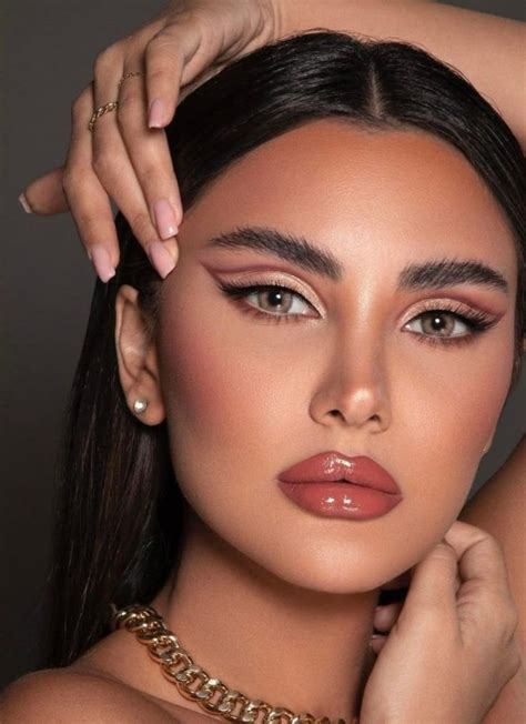 Summer Makeup Looks 2022