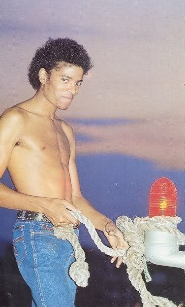 Michael Jackson Abs