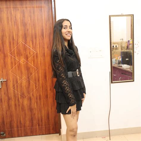 Kashish Sachdeva 🩶🩶💐 Likesforlike Instagood Comment