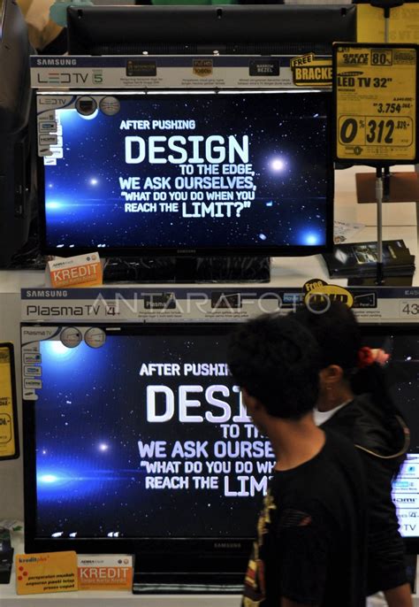 Konsumsi Produk Elektronik Antara Foto