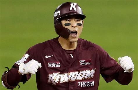 역대 KBO 신인 최다승 및 신인 최고타율 TOP5