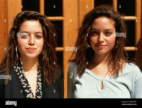 Identical Twin Sisters Genetically Identical Monozygotic Twins Arise When A Single Fertilised