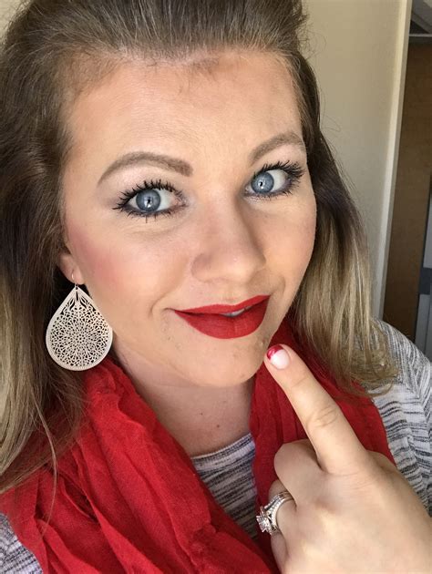 Younique Splash Liquid Lipstick Sizzling Younique Splash Liquid
