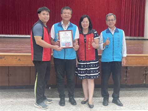 漾新聞校服翻轉計畫首登屏東 潮州國中畢業生體驗手作惜福衣的樂趣