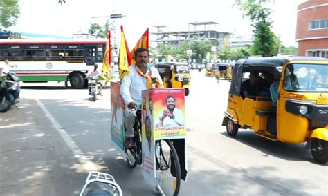 Ts News నీలం మధుకు మద్దతుగా ఓ అభిమాని సైకిల్ యాత్ర A Fan Cycle Yatra