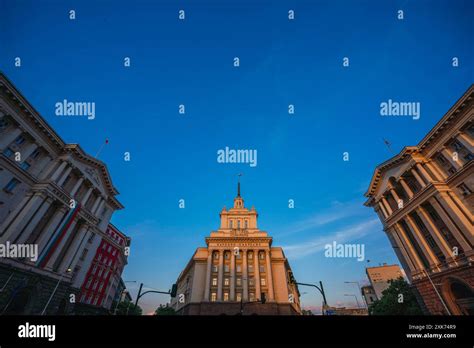 Le Largo Est Lun Des Principaux Monuments De Sofia La Capitale De La Bulgarie Construit Dans Le Largo Est Lun Des Principaux Monuments De Sofia La Capitale De La Bulgarie Construit Dans