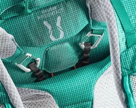 Deuter Aircontact Ultra Test | Leicht und perfekt für lange Wanderungen ...