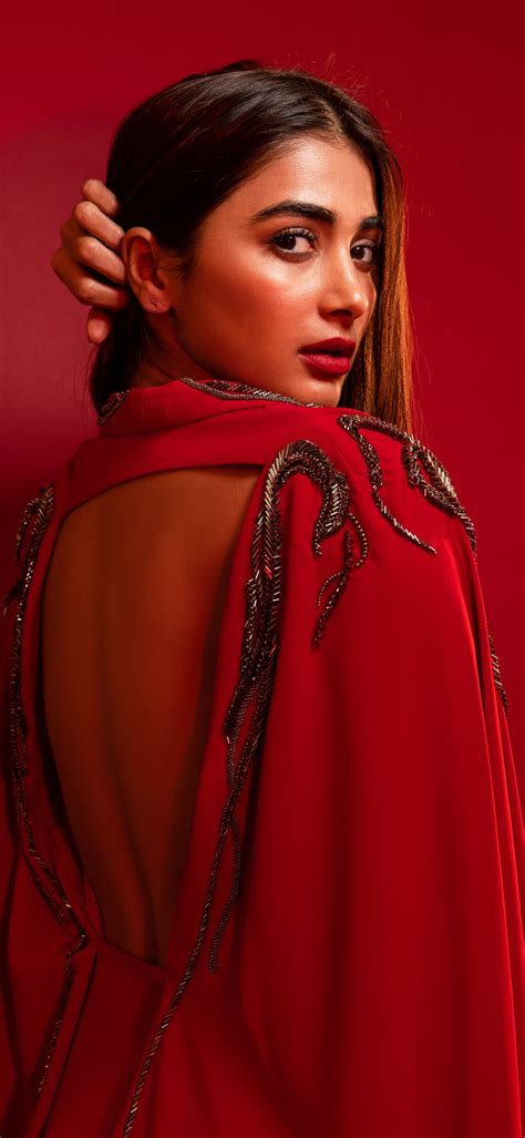 Pooja Hegde Wallpaper 4k Red Dress Indian Actress