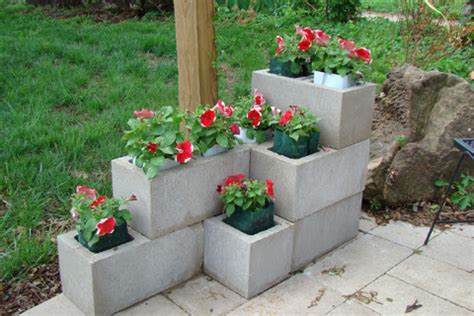 MAKING CINDER BLOCK PLANTER STEP BY STEP BACKYARD And PATIOS