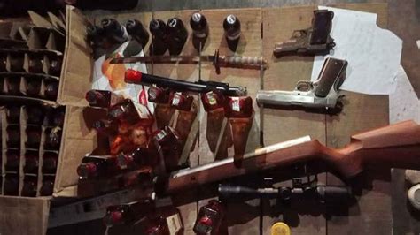 ময়মনসিংহে সরকারি প্রতিষ্ঠান থেকে অস্ত্র ও মাদক উদ্ধার