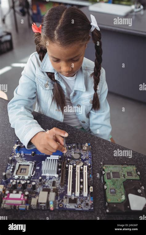 Assembling Circuit Board Hi Res Stock Photography And Images Alamy