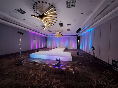 Set And Stage Decor Options Thatll Make You Stand Atop The Competition