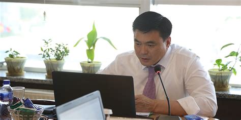 Сургуулийн захирал цэцэрлэгийн эрхлэгчийг сэлгэн ажиллуулна Discovery Mongolia