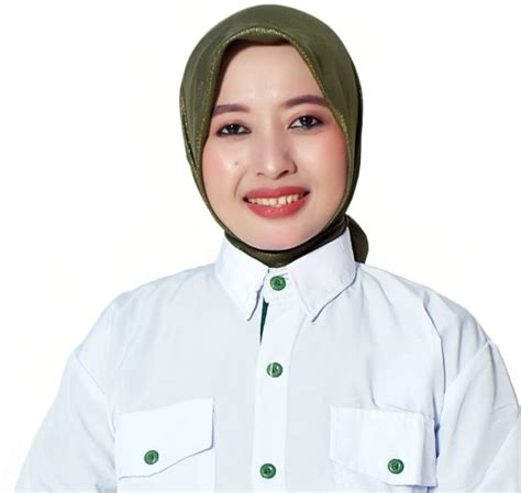 Usung Program Berdayakan Janda Di Pilkada Tegal Inilah Sosok Neng Ais