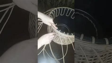 Плетём Косичку на кашпо из ротанга Смотреть онлайн в поиске Яндекса по Видео