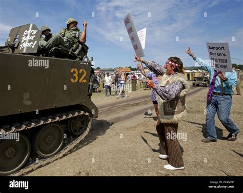 Note Gesture Members Rolling Thunder Re Enactment Group Pose Hi Res