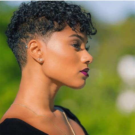 Short Hairstyles For Thin Black Hair Over 50 Female
