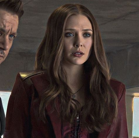 Maya Adlı Kullanıcının Scarlet Witch Panosundaki Pin