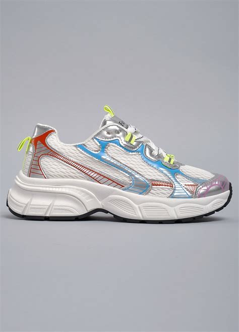 Кросівки жіночі 342929 • ціна 699 грн • купити в інтернет магазині одягу та взуття