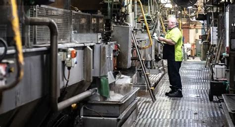 government looks to revive wool processing australian manufacturing forum