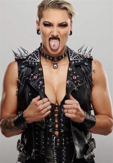 レアリプリー WWE 無料のヌードポルノ写真
