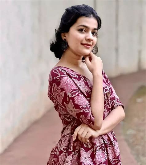 Meet Krutika Deo The Actress Who Plays Young Shreegauri Sawant In Sushmita Sens Taali