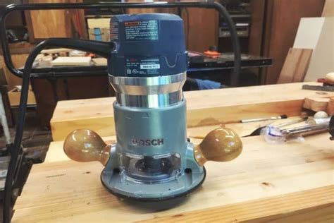 How To Cut A Groove In Wood With A Drill SawsHub