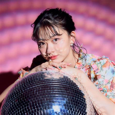 水戸由菜さんのインスタグラム写真 水戸由菜instagram「・ 🪩💐💗 Make ︎naohairmake Stylist ︎