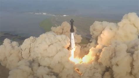Spacexs Starship Prototype Explodes In Dramatic Fireball During Maiden