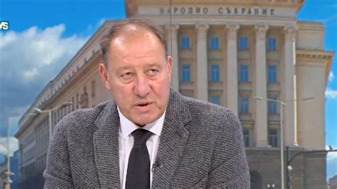 Найденов Изстрелването на руската свръхзвукова ракета Орешник е ядрен шантаж Новини бг