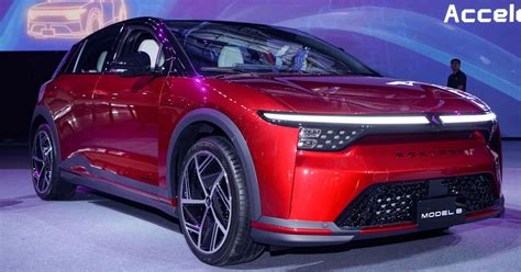 跨出開源的第一步美規版 Model C 現身量產版 Model B 同步亮相 INSIDE