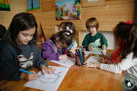 ჩვენ შესახებ აზროვნების აკადემიის საბავშვო ბაღი