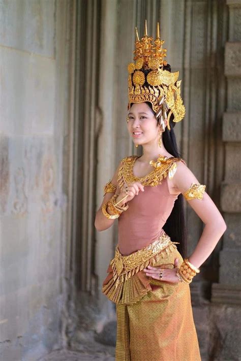 ផ្ទុះការសរសើរសម្រស់កូនស្រីវ័យ១៦ឆ្នាំ របស់ឧកញ៉ា នឹម វណ្ណៈ ពេលគ្រោងឈុតអប្សរា