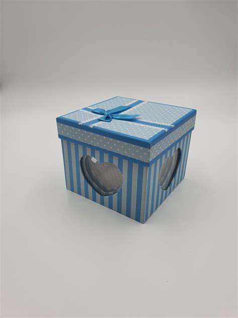 קופסאות עם כיתוב מזל טוב בזהב סט של 10 יחידות מחולק בצורת רוזי אריזות