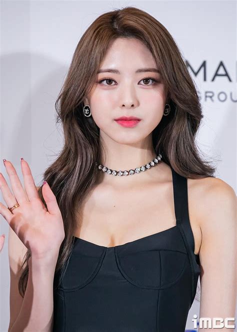 Itzy Yuna R Kpopfap