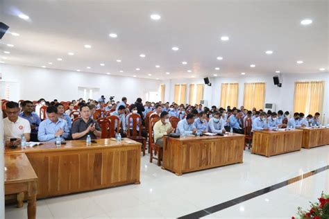 ក្រុមការងារយុវជនគណបក្សខេត្តត្បូងឃ្មុំ បើកកិច្ចប្រជុំប្រចាំខែ