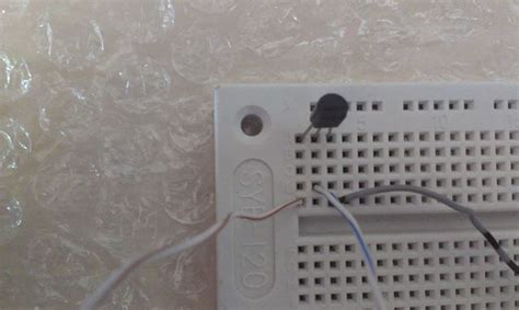 Temperature Arduino Lm35dz Giving Incorrect Voltage Electrical