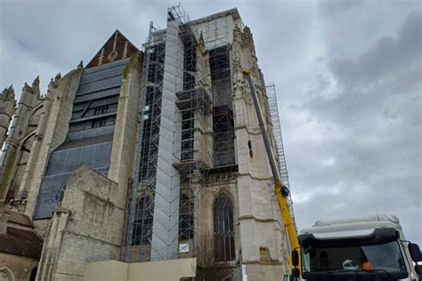 Oise Intervention exceptionnelle la cathédrale de Beauvais doit