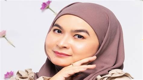 Lama Tak Muncul Di Layar Kaca Begini Kabar Ulfa Dwiyanti Sekarang