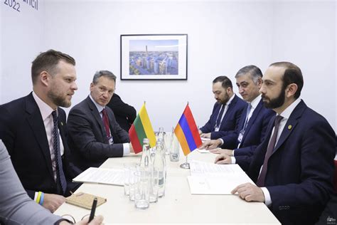 ՀՀ ԱԳ նախարար Արարատ Միրզոյանը հանդիպում է ունեցել Լիտվայի ԱԳ նախարար Գաբրիելիուս Լանդբերգիսի