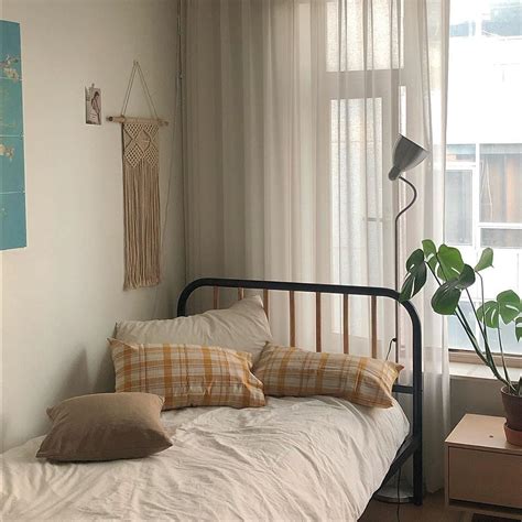 계절감이 느껴지는 아늑한 방이네요d Pjhyanlina 계절감이 느껴지는 노란색💛 Apartment Interior