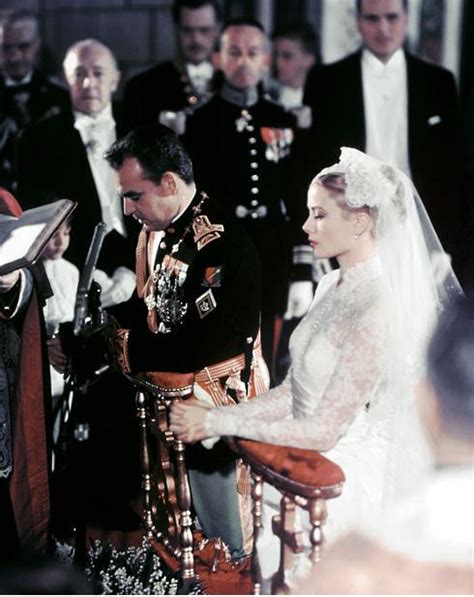 [프롬나드플랑떼]셀러브리티 웨딩 그레이스켈리 모나코왕비 웨딩부케 웨딩드레스 소규모웨딩 네이버 블로그