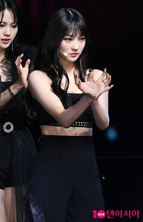Ten 포토 드림노트 미소 이쁜 아기맹수 텐아시아