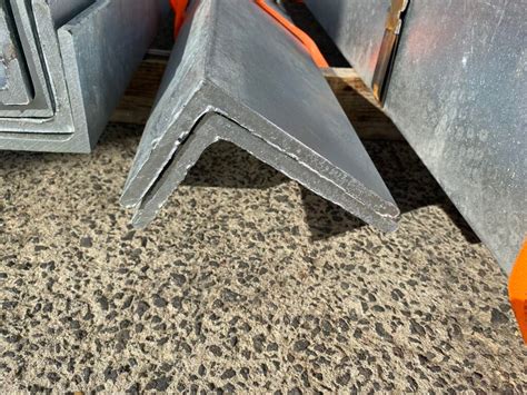 Galvanised Steel Angle Lintel 16010010 Diy Steel Supply