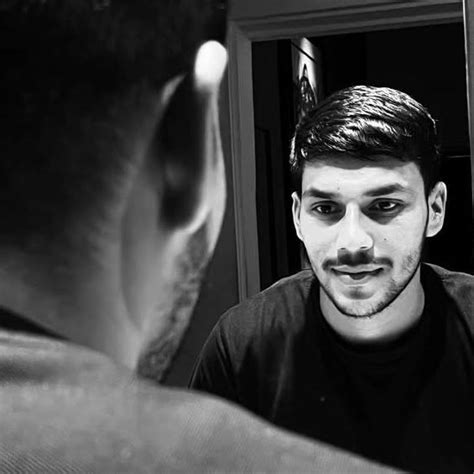 योगेश सिंह मेहरा 🪖 Yogesh Mehra 1999 • Threads Say More