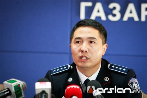 Цагдаагийн Ерөнхий Газрын Урьдчилан сэргийлэх хэлтэс Цагдаагийн хошууч Д Будзаан “ЗӨВ ТУСГАЛ