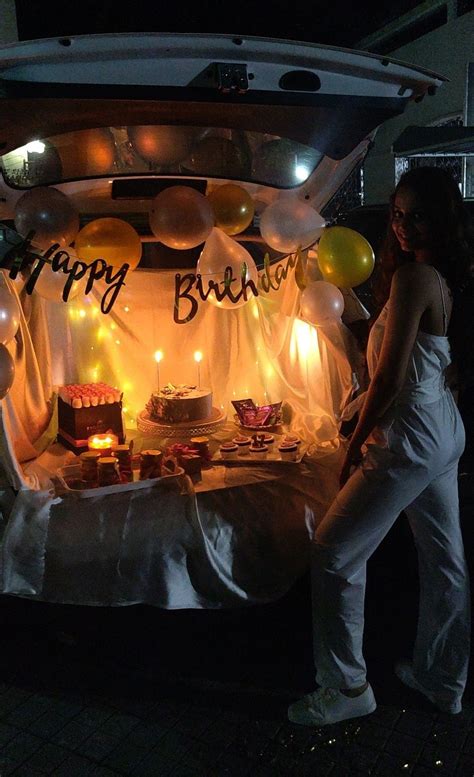 Birthday Celebration In Car Surprise Birthday Decorations Happy