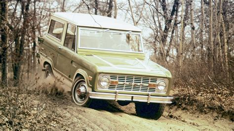 Flashback 60 Years Of Ford Bronco History Motor Illustrated