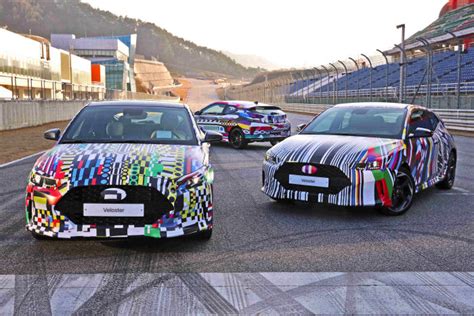 정의선 야심작 2세대 벨로스터 공개현대차 기술력 총망라 전자신문