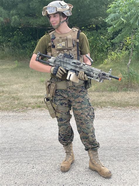 39 Best Ukinda Cringe Images On Pholder Airsoft Battlefield V And